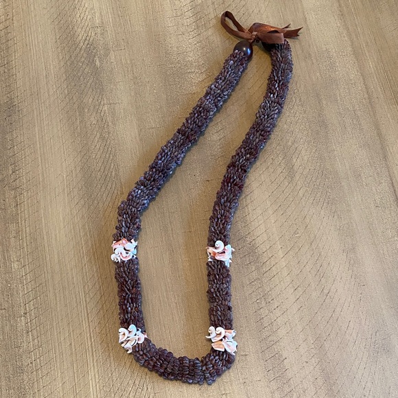 Jewelry | Traditional Hawaiian Koa Seed And Shell Lei | Poshmark